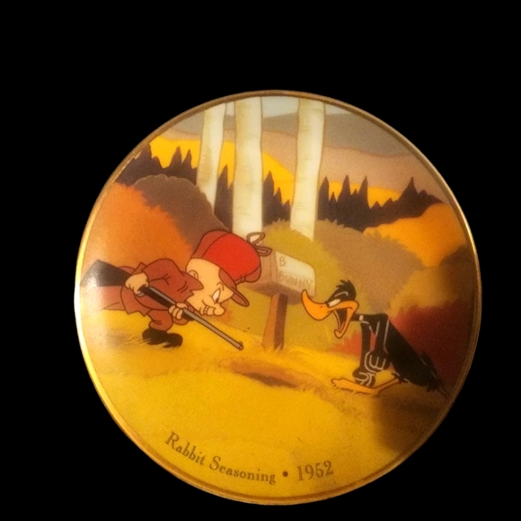 Warner Bros. | Other | Rare Elmer Fudd With Rifle Collectors Plate ...